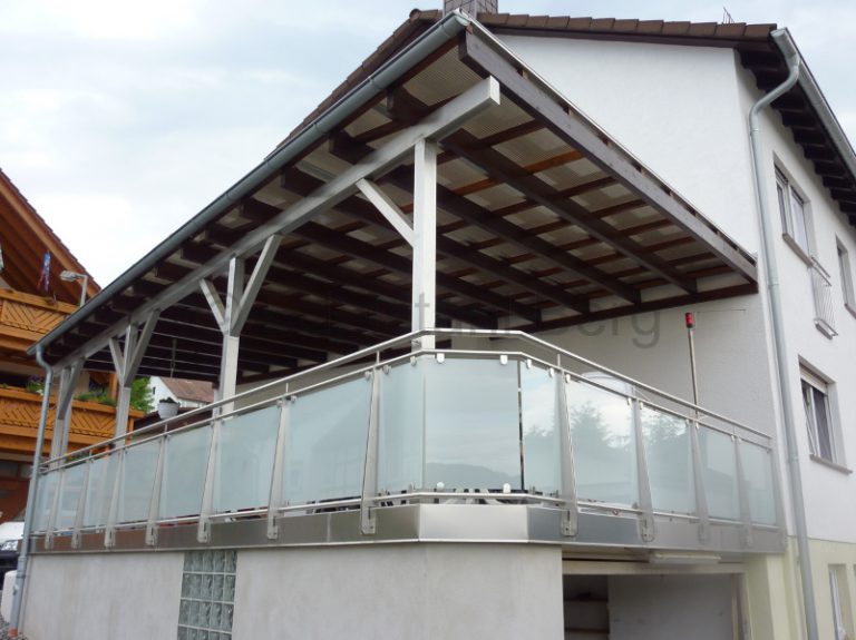 Ansicht von innen, Terrassengeländer aus Edelstahl mit Füllung aus ...